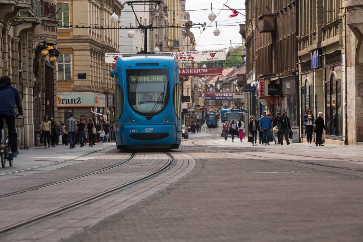 Zagreb tram is celebrating the 124th birthday with free rides for ...